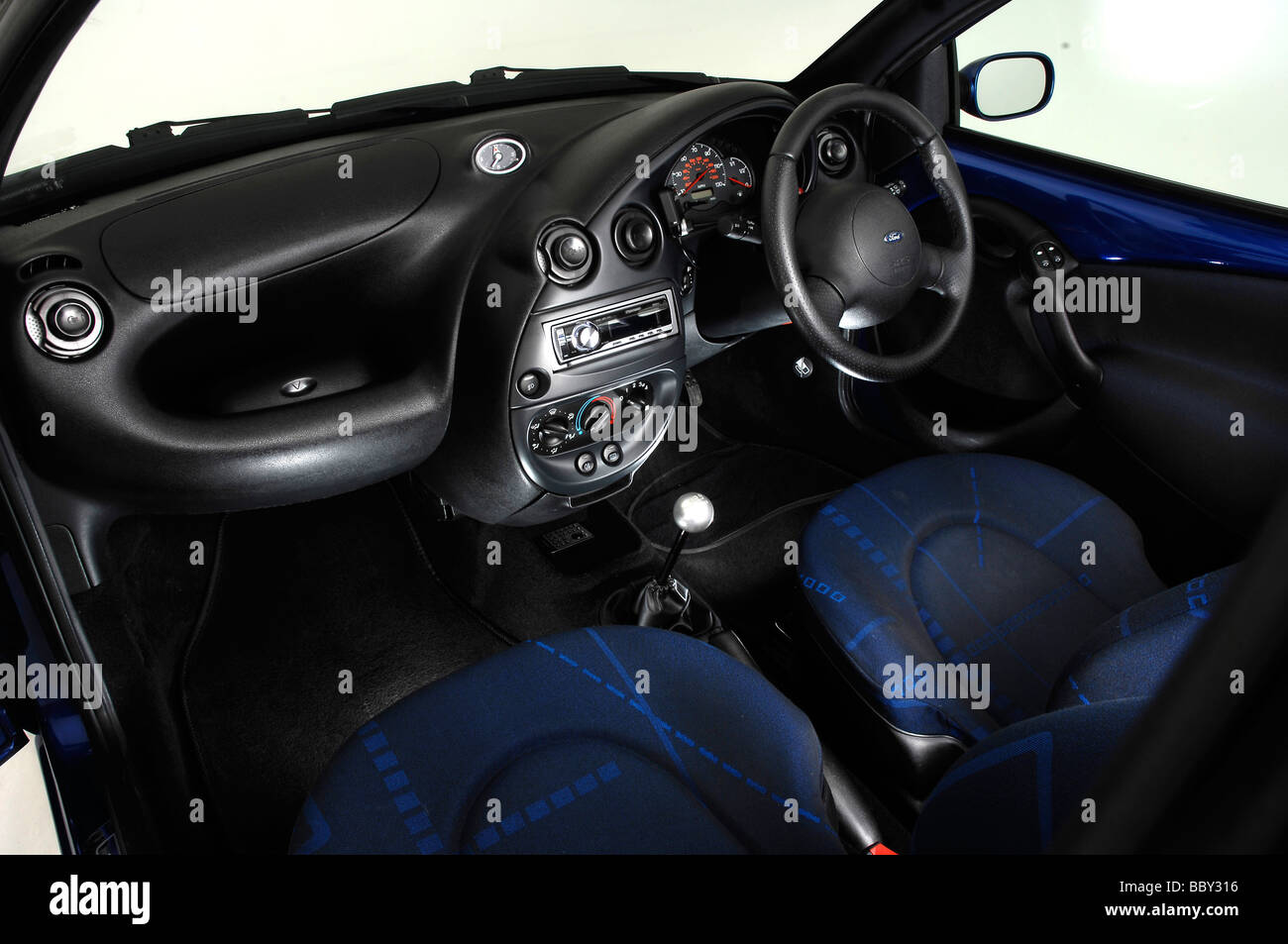 Blaue furt ka -Fotos und -Bildmaterial in hoher Auflösung – Alamy