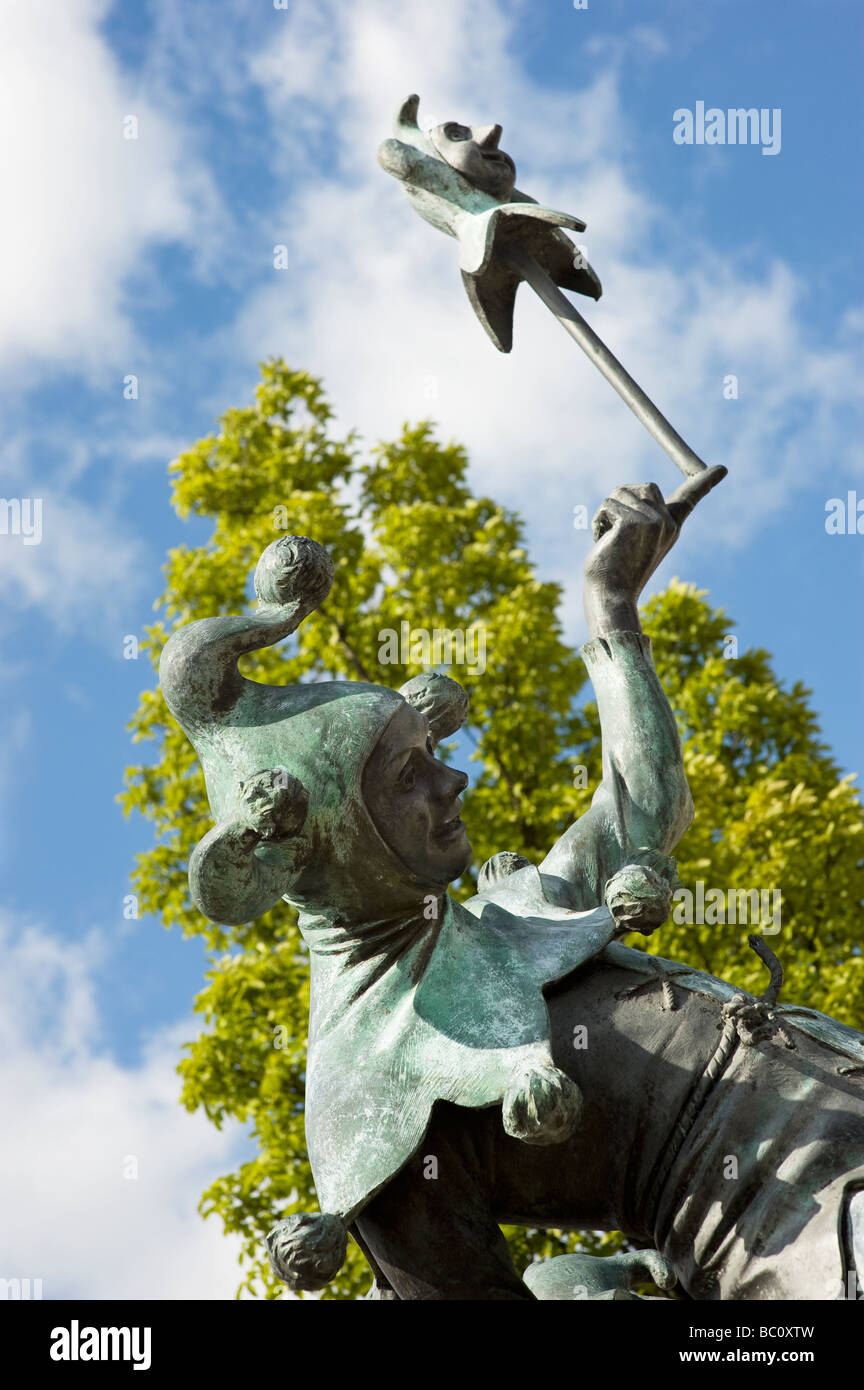 Hofnarr Statue, Henley Street, Stratford-Upon-Avon, Warwickshire ...