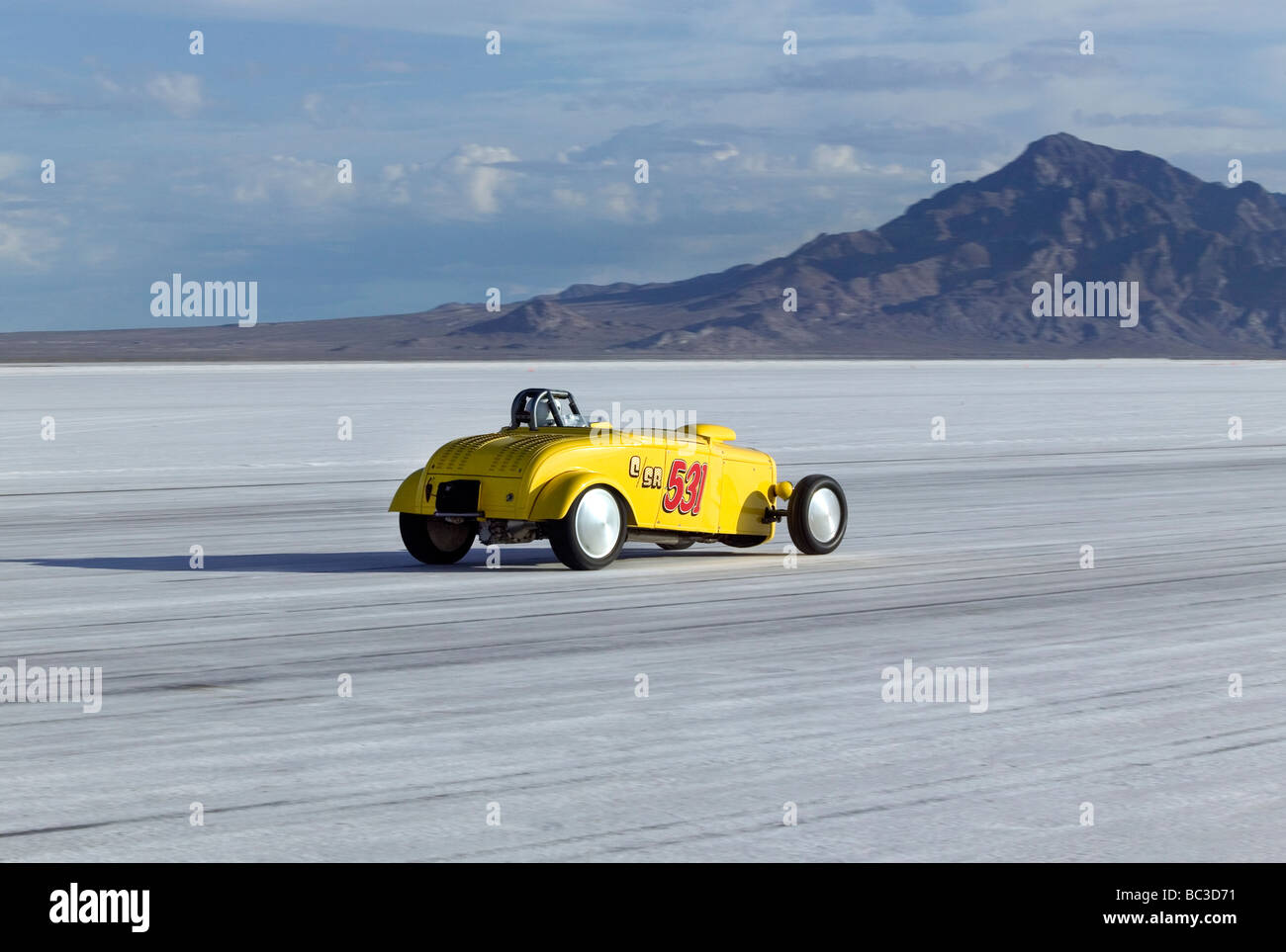Salt flats car speed -Fotos und -Bildmaterial in hoher Auflösung – Alamy