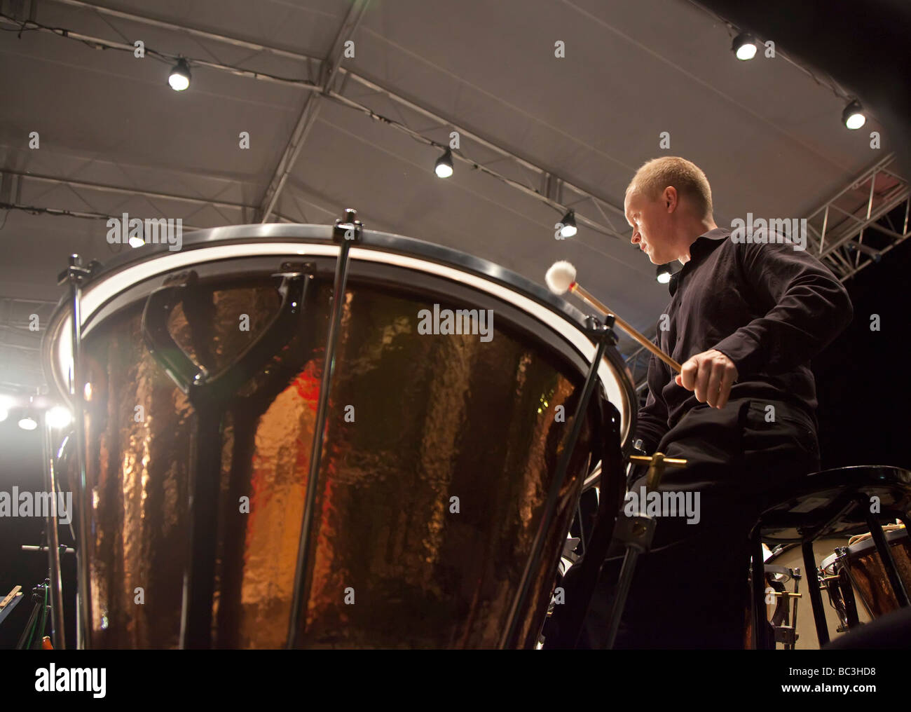 Pauker mit Detroit Symphony Orchestra Stockfotografie - Alamy