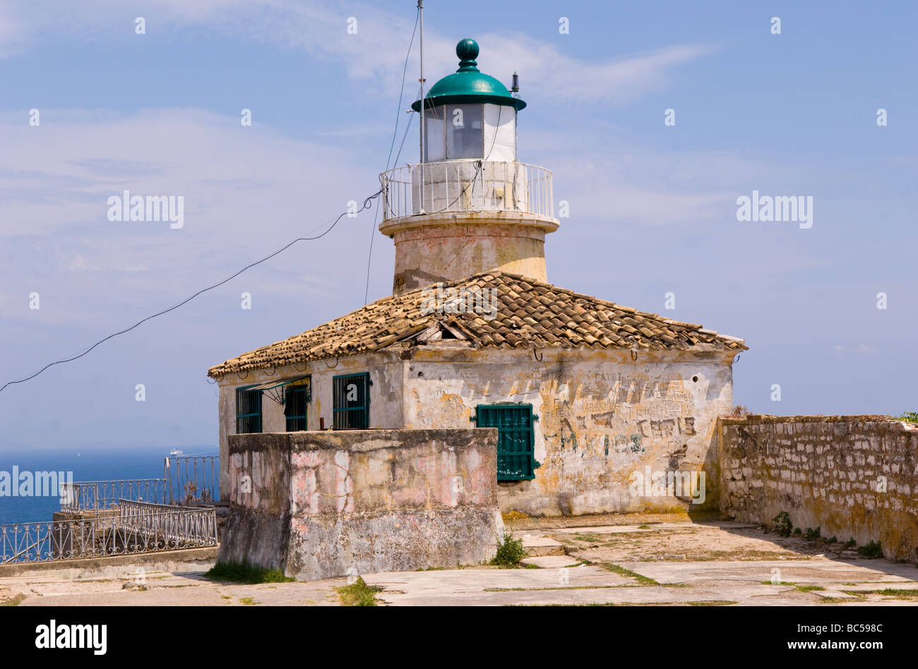 Leuchtturm auf der alten Festung bewachen Corfu. (Kerkyra ...