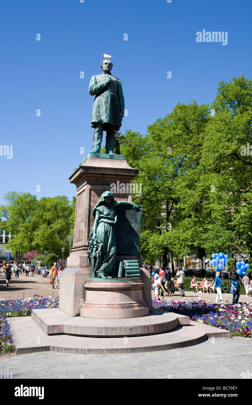Statua di runeberg helsinki -Fotos und -Bildmaterial in hoher Auflösung ...