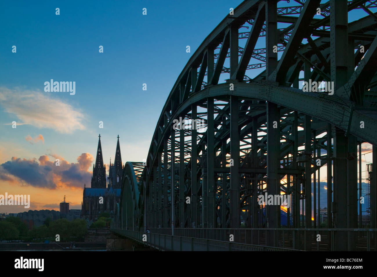 Koeln d -Fotos und -Bildmaterial in hoher Auflösung – Alamy
