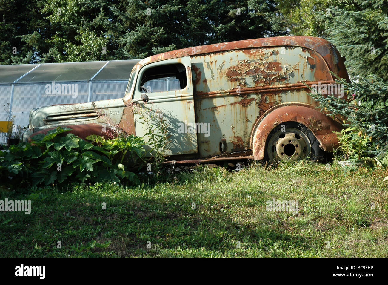 Wrecked van -Fotos und -Bildmaterial in hoher Auflösung – Alamy