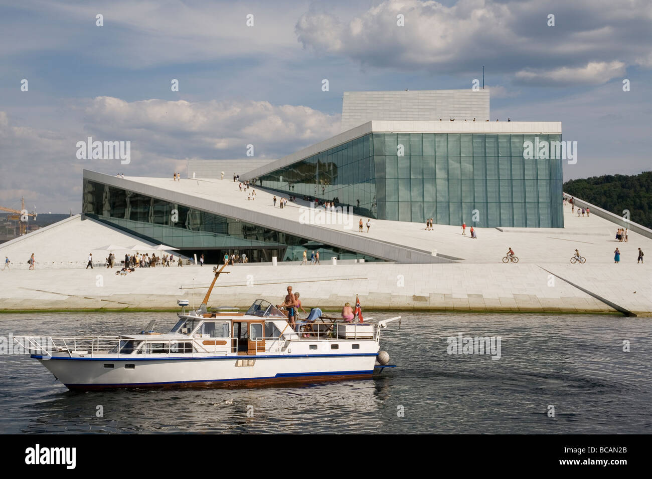 Norwegen oslo opernhaus -Fotos und -Bildmaterial in hoher Auflösung – Alamy