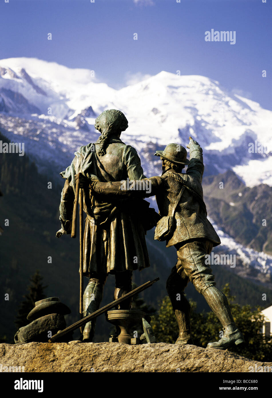 Saussure monument chamonix -Fotos und -Bildmaterial in hoher Auflösung ...