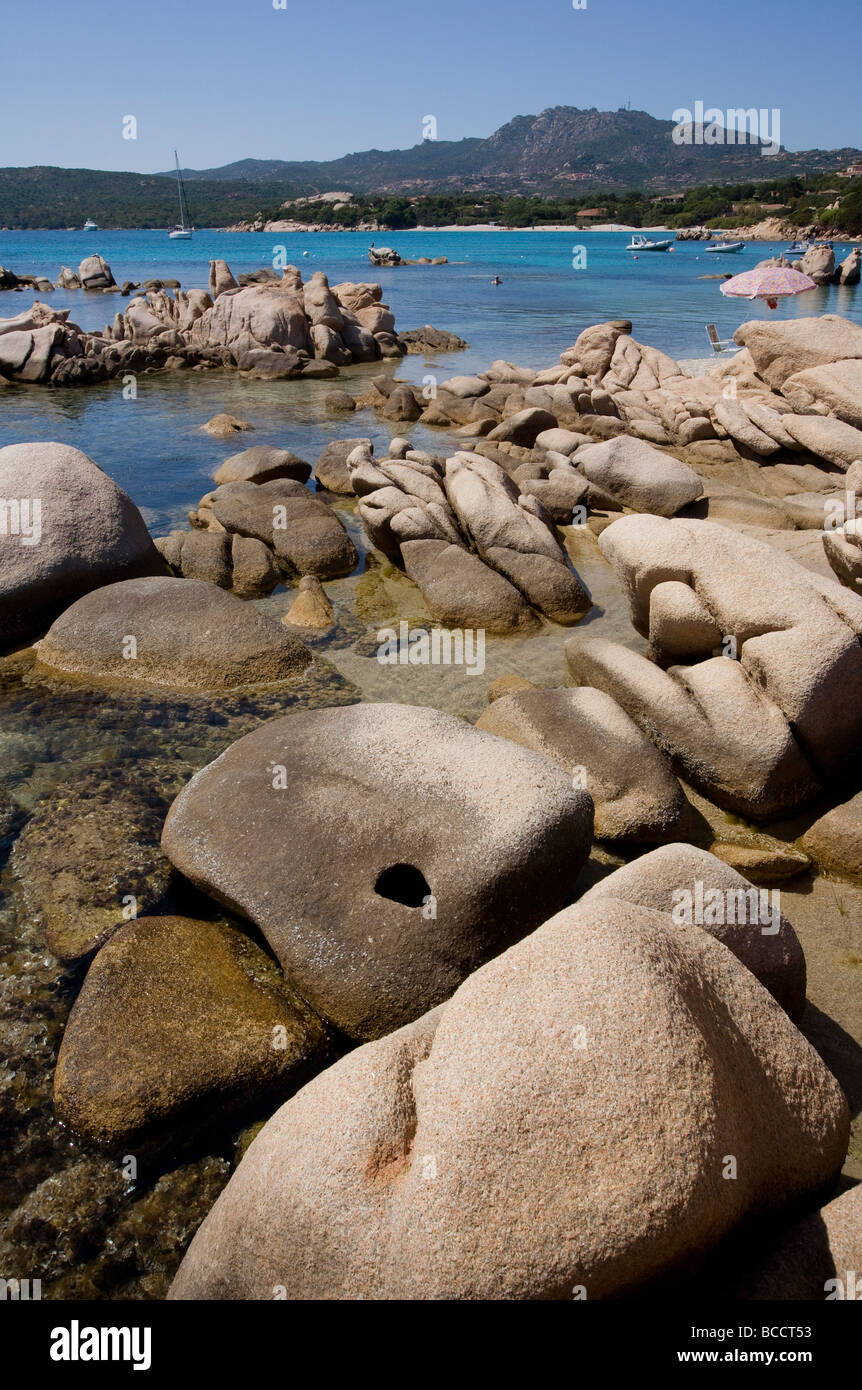 Felsiger strand sardinien -Fotos und -Bildmaterial in hoher Auflösung ...
