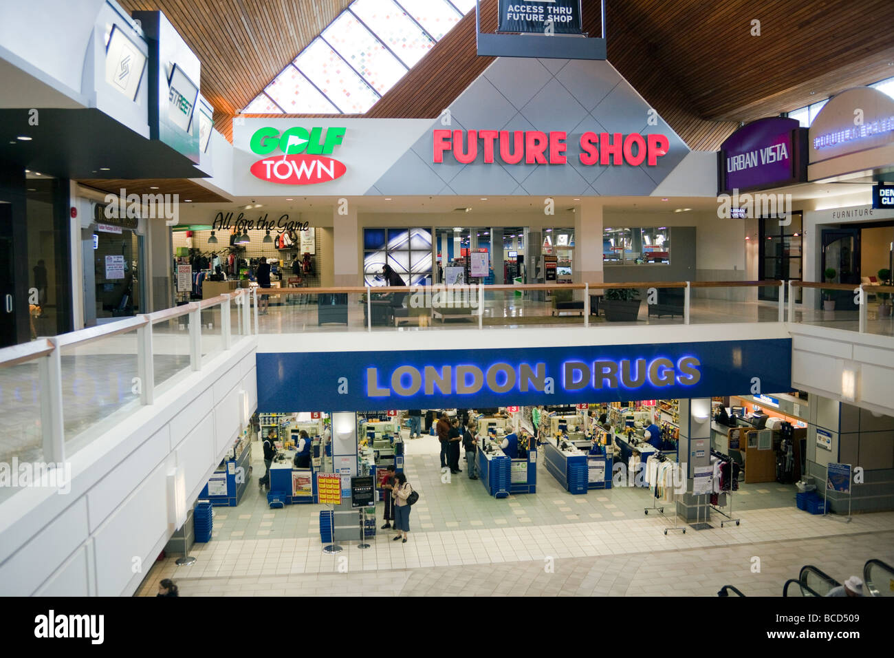 Coquitlam center einkaufszentrum -Fotos und -Bildmaterial in hoher ...