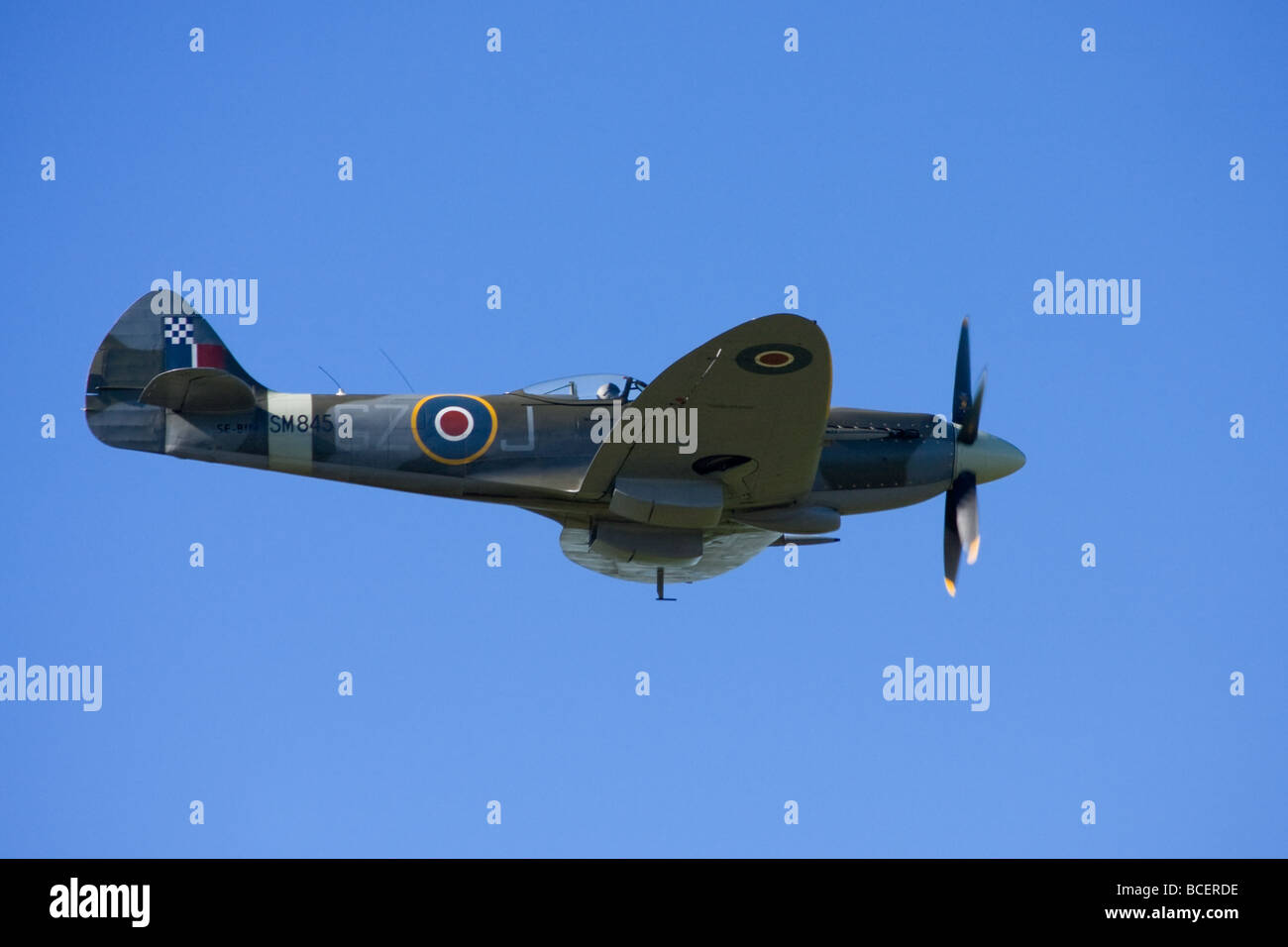 Flugzeug mit propeller -Fotos und -Bildmaterial in hoher Auflösung – Alamy