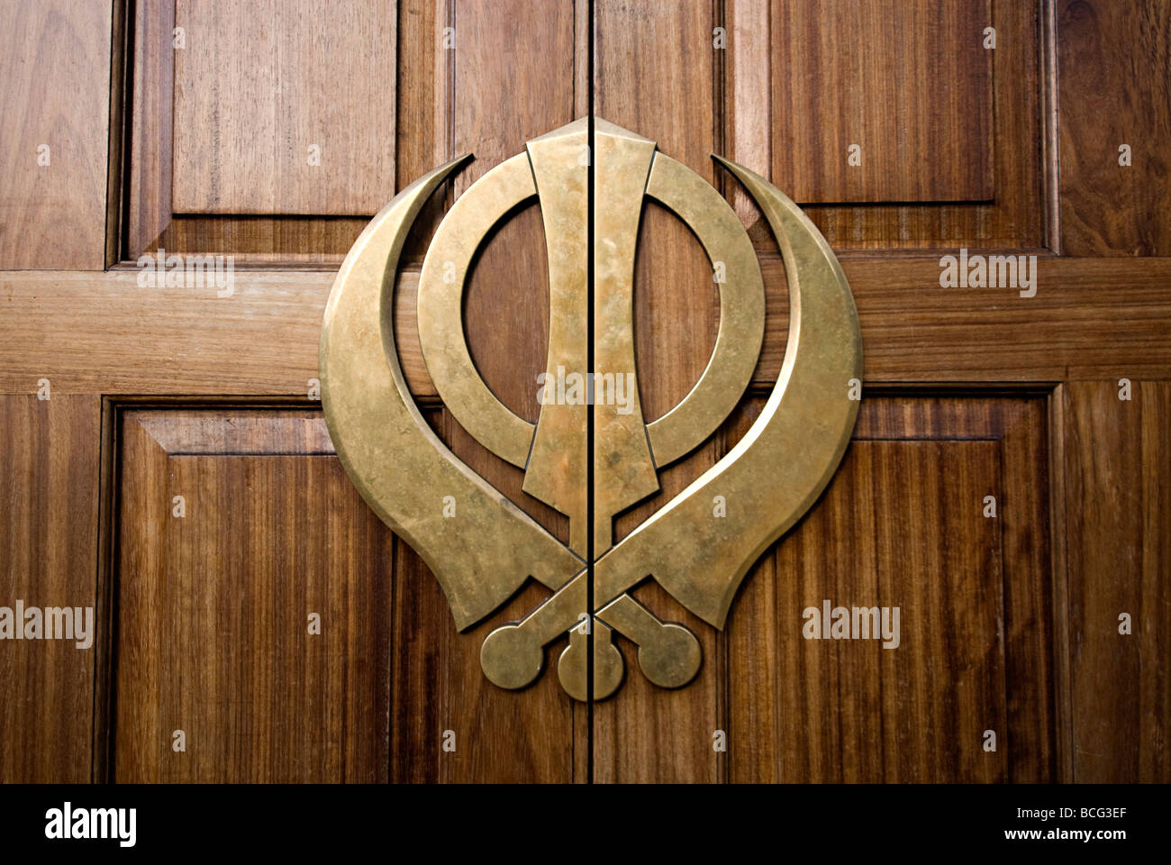 Sikh Symbol der Khanda in einem Tempel oder gurdwara Stockfotografie ...