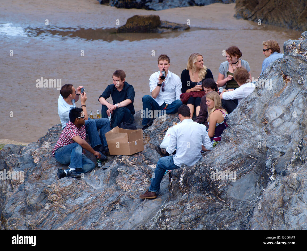 Jugendliche 19 jahre gruppe -Fotos und -Bildmaterial in hoher Auflösung ...