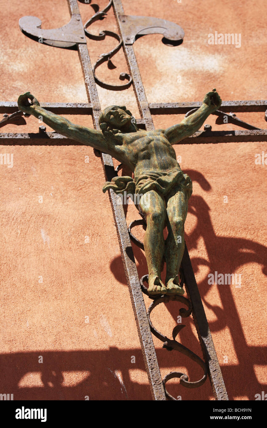 Jesus christus am kreuz -Fotos und -Bildmaterial in hoher Auflösung – Alamy