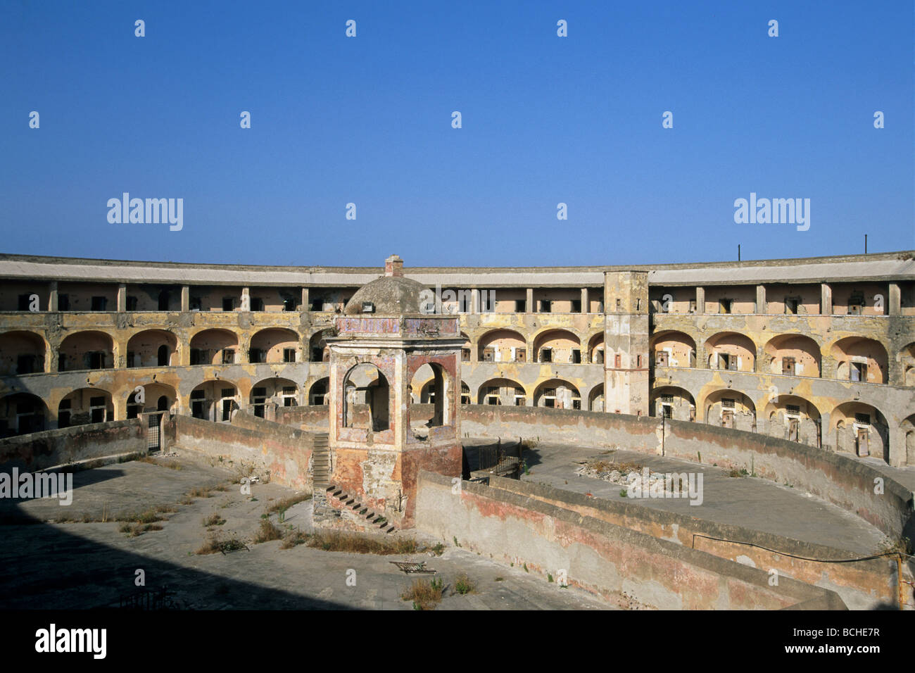 Ehemaliges Gefängnis der Insel Ventotene Sato Stefano Kampania ...