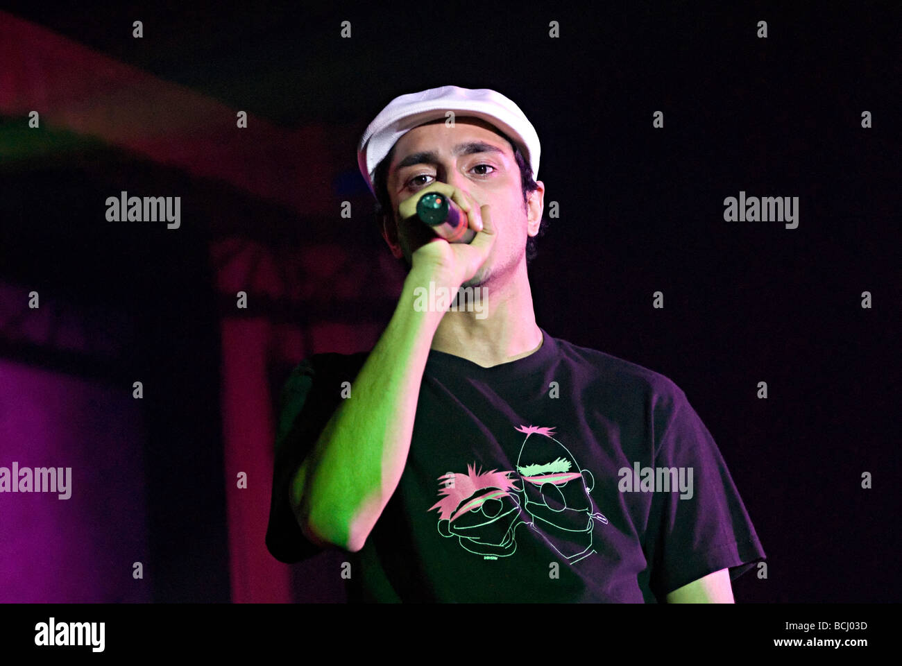 Riz ahmed riz mc rapper -Fotos und -Bildmaterial in hoher Auflösung – Alamy