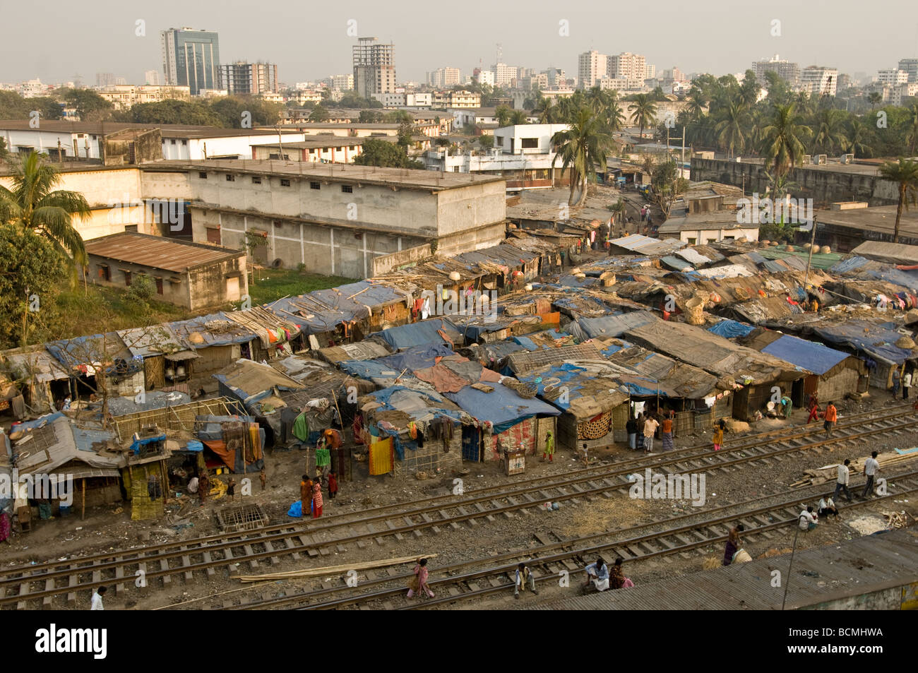Dhaka slum -Fotos und -Bildmaterial in hoher Auflösung – Alamy