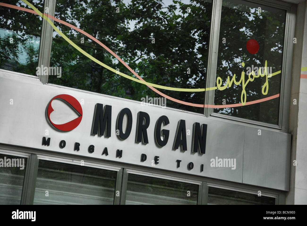 Paris morgan -Fotos und -Bildmaterial in hoher Auflösung – Alamy