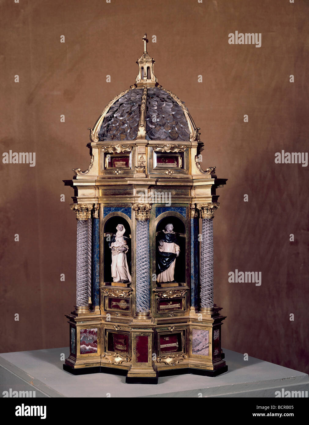 Skulptur reliquiar -Fotos und -Bildmaterial in hoher Auflösung – Alamy