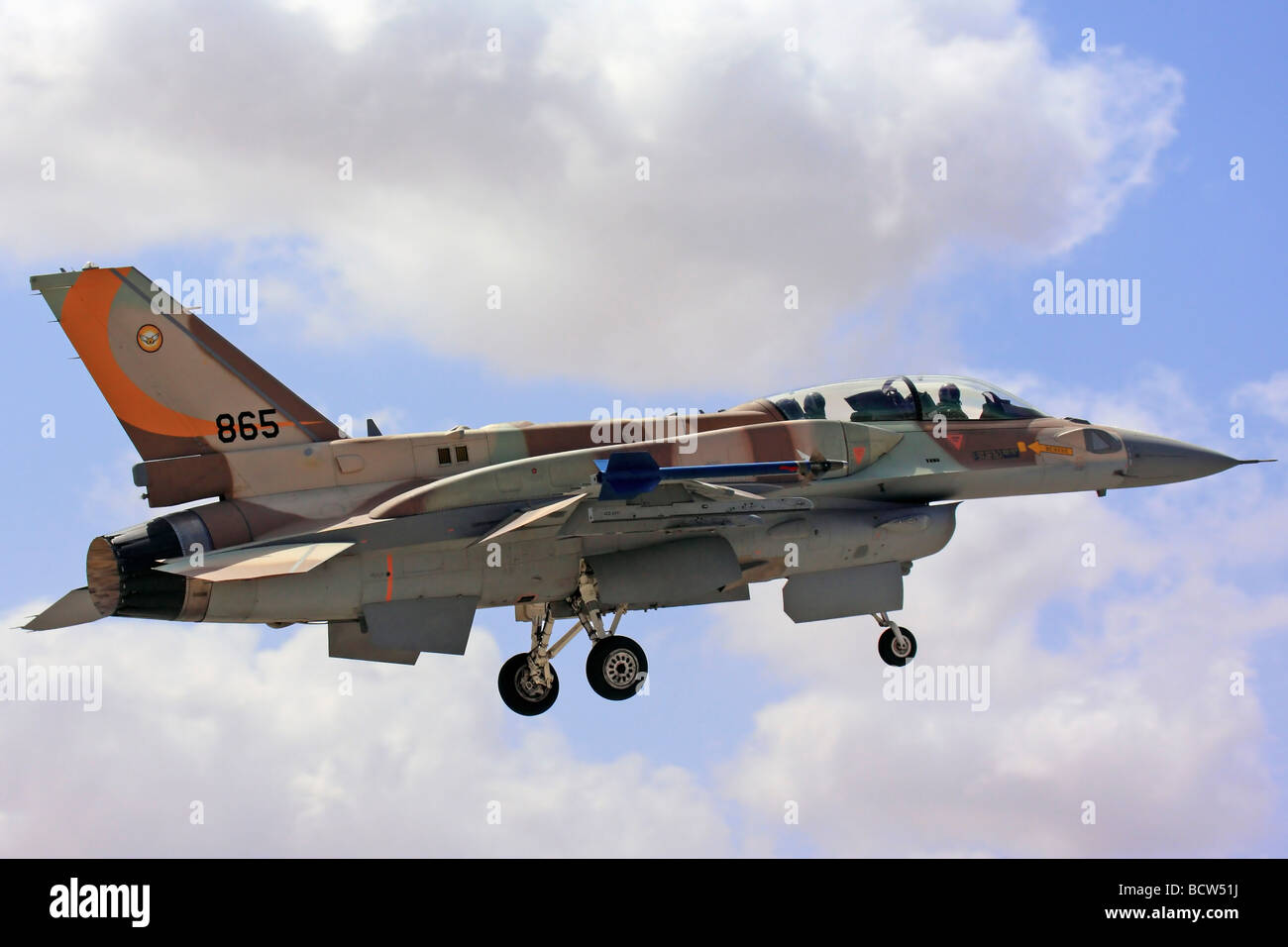 F16 kampfjet -Fotos und -Bildmaterial in hoher Auflösung – Alamy