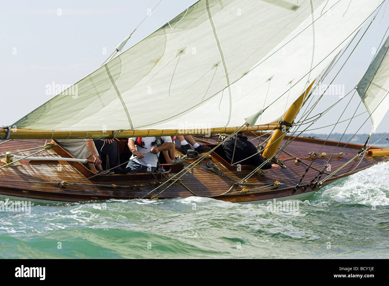 Klassische segelyachten -Fotos und -Bildmaterial in hoher Auflösung – Alamy