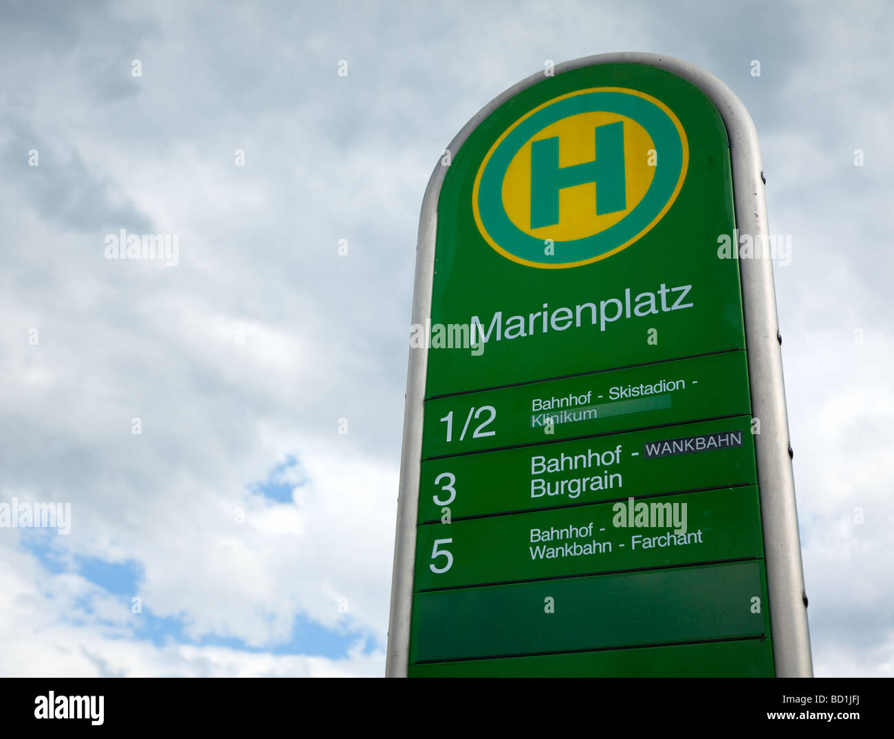 Deutsch bus -Fotos und -Bildmaterial in hoher Auflösung – Alamy