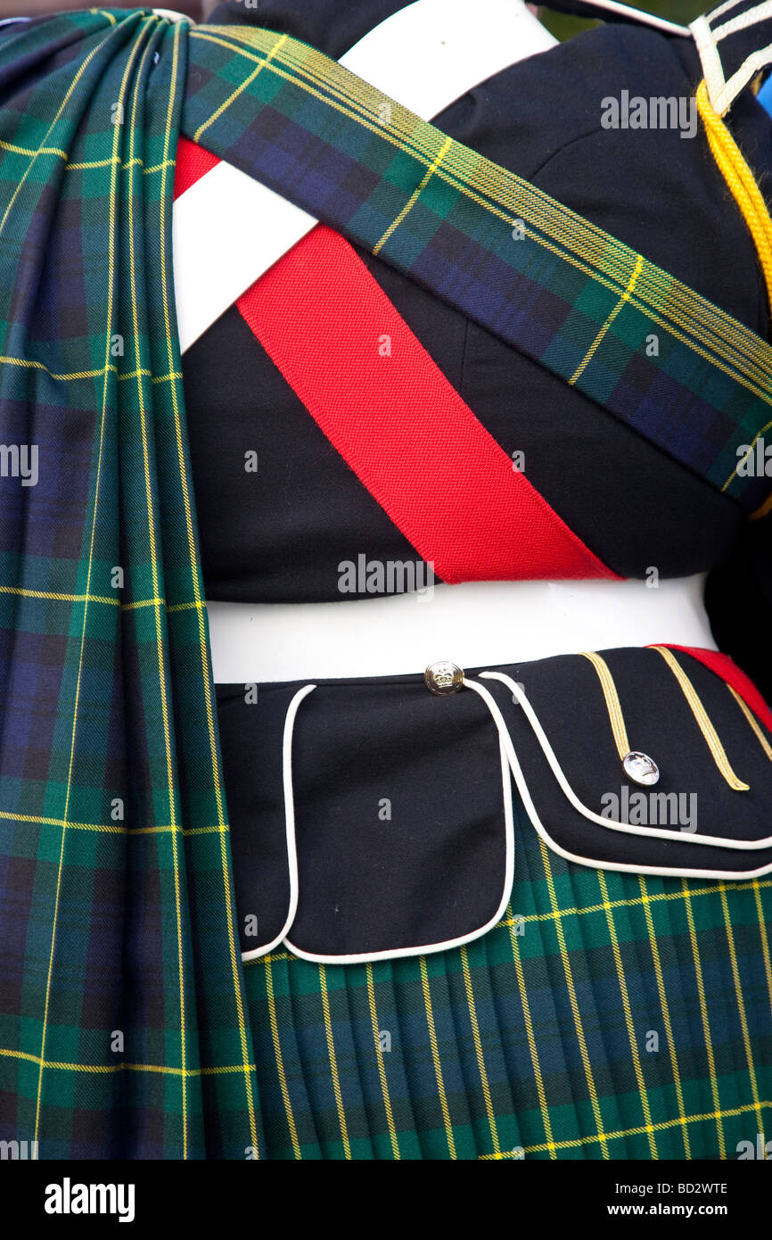Kilt uniform dress soldier -Fotos und -Bildmaterial in hoher Auflösung ...