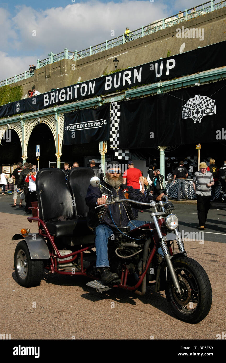 Mods rockers brighton -Fotos und -Bildmaterial in hoher Auflösung – Alamy
