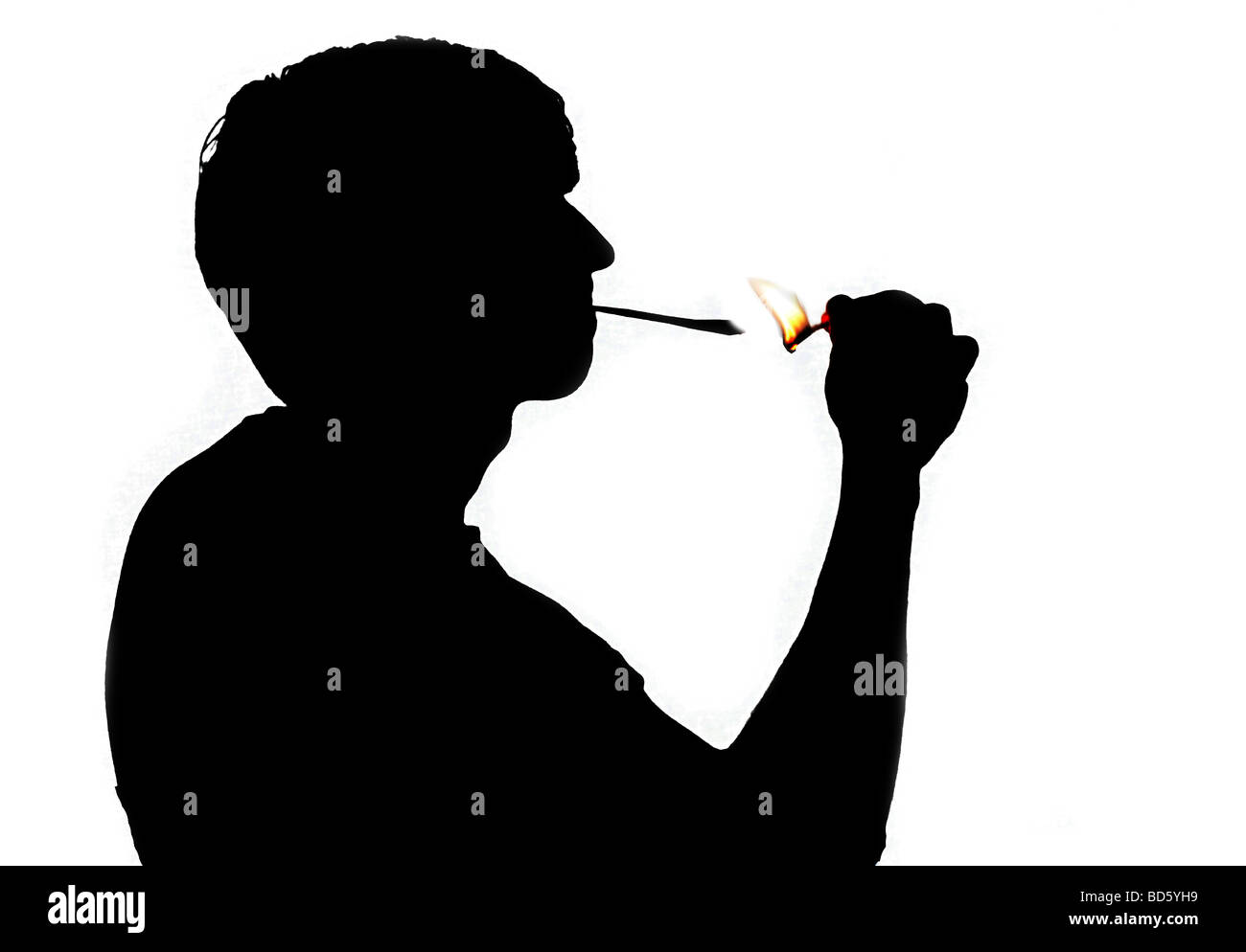 Raucher leuchtet auf -Fotos und -Bildmaterial in hoher Auflösung – Alamy