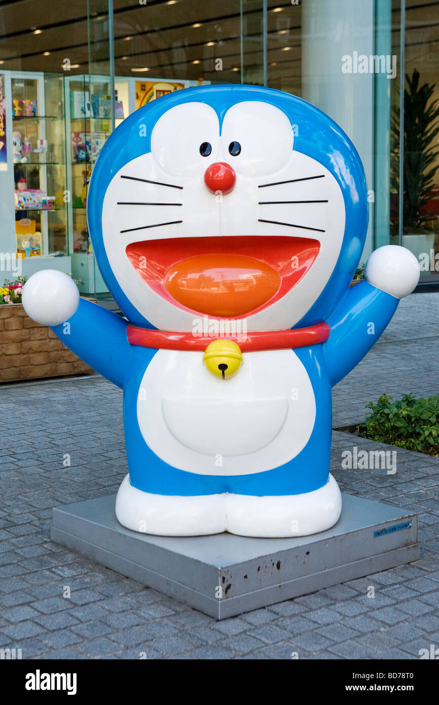 Doraemon Cartoon Figur Statue auf dem Display außerhalb von Bandai ...
