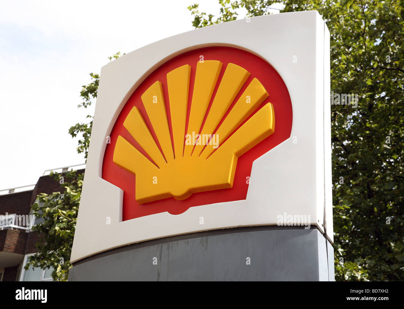 Shell tankstellenschild -Fotos und -Bildmaterial in hoher Auflösung – Alamy