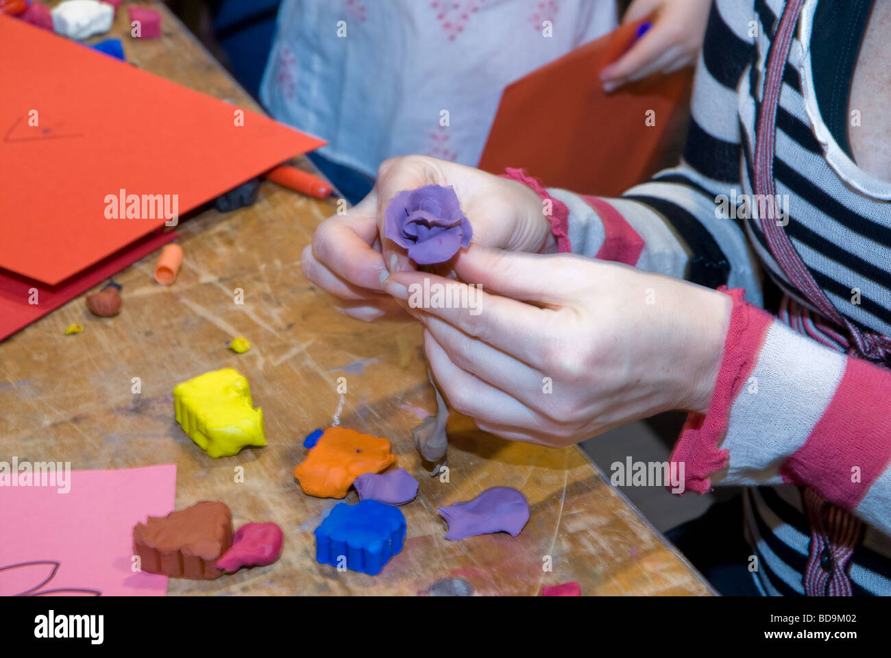 Plastilin skulptur -Fotos und -Bildmaterial in hoher Auflösung – Alamy
