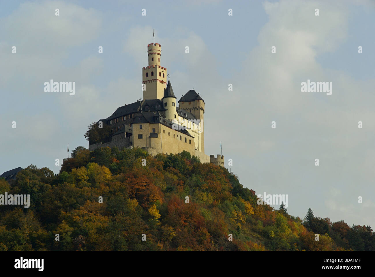 Marksburg rhine valley castle germany -Fotos und -Bildmaterial in hoher ...