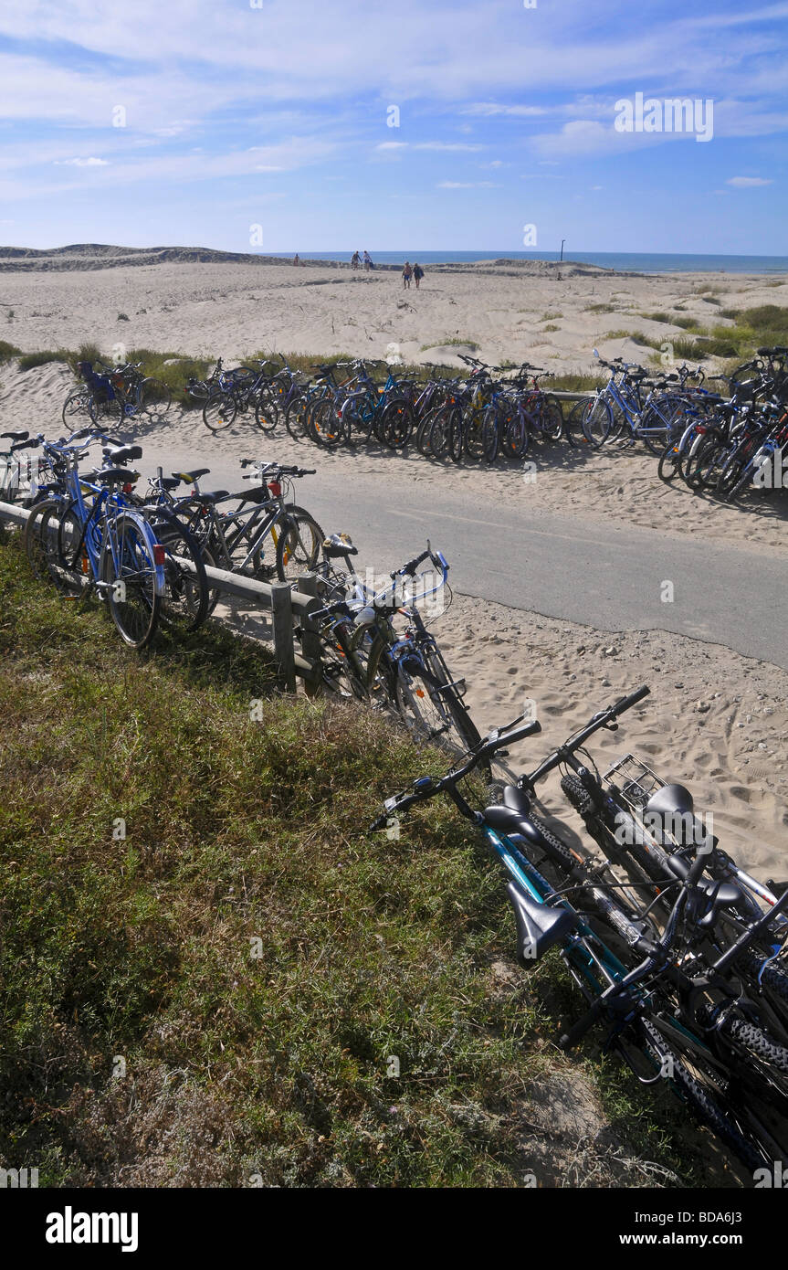 Parkplatz am strand -Fotos und -Bildmaterial in hoher Auflösung – Alamy
