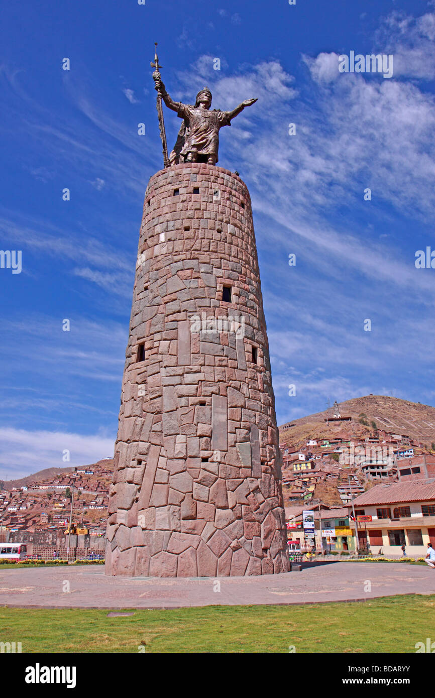 Inka pachacutec statue -Fotos und -Bildmaterial in hoher Auflösung – Alamy