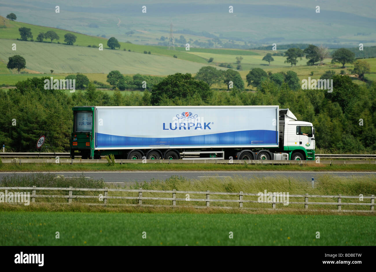 Arla lkw -Fotos und -Bildmaterial in hoher Auflösung – Alamy