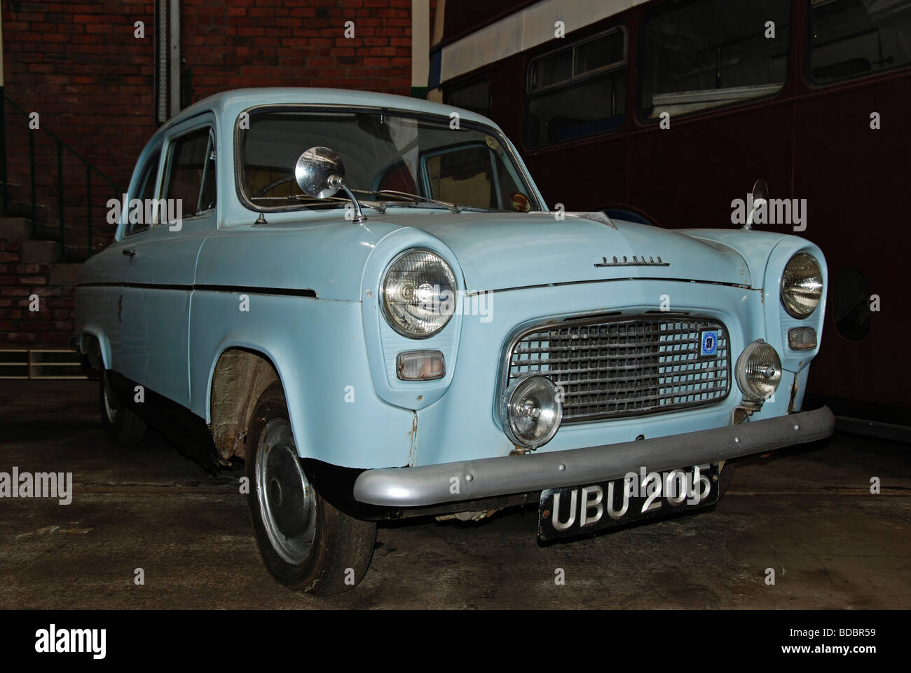 Old ford -Fotos und -Bildmaterial in hoher Auflösung – Alamy
