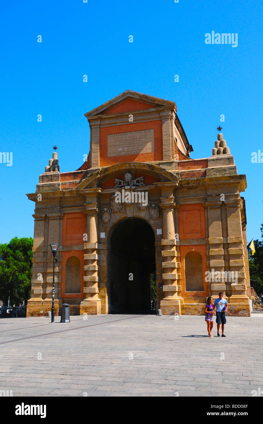 Das Tor Porta Galliera, Bologna, Italien Stockfotografie - Alamy