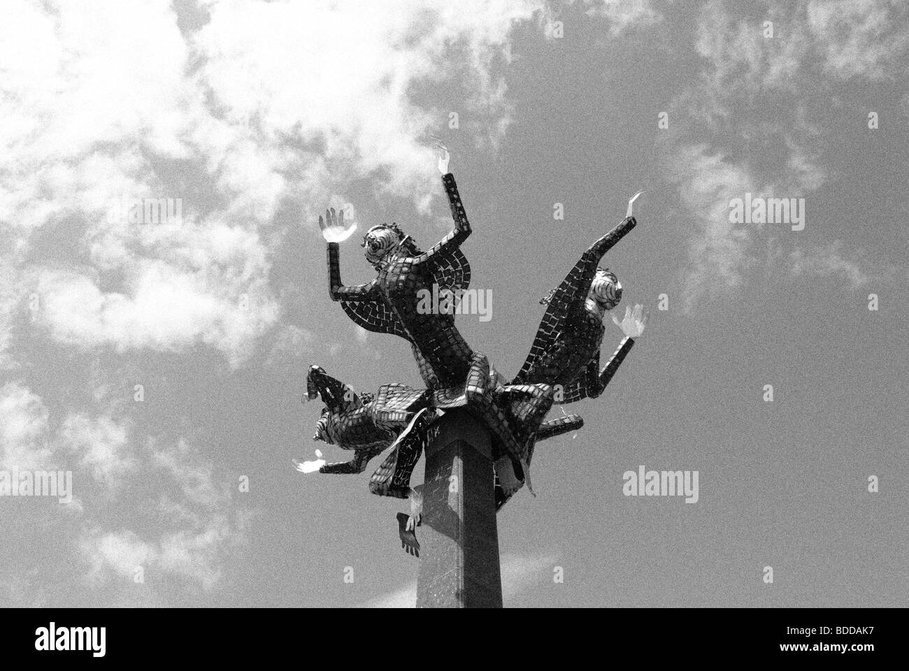 4 winde symbol -Fotos und -Bildmaterial in hoher Auflösung – Alamy