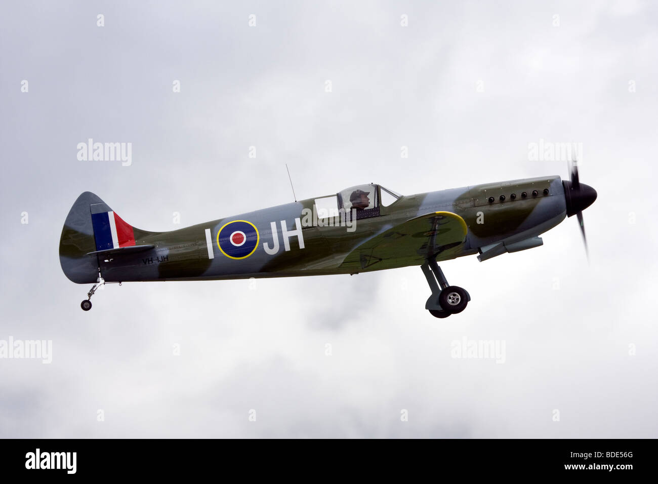 Supermarine Aircraft Factory Spitfire Mk26 - 2 Sitz Homebuild Replik ...