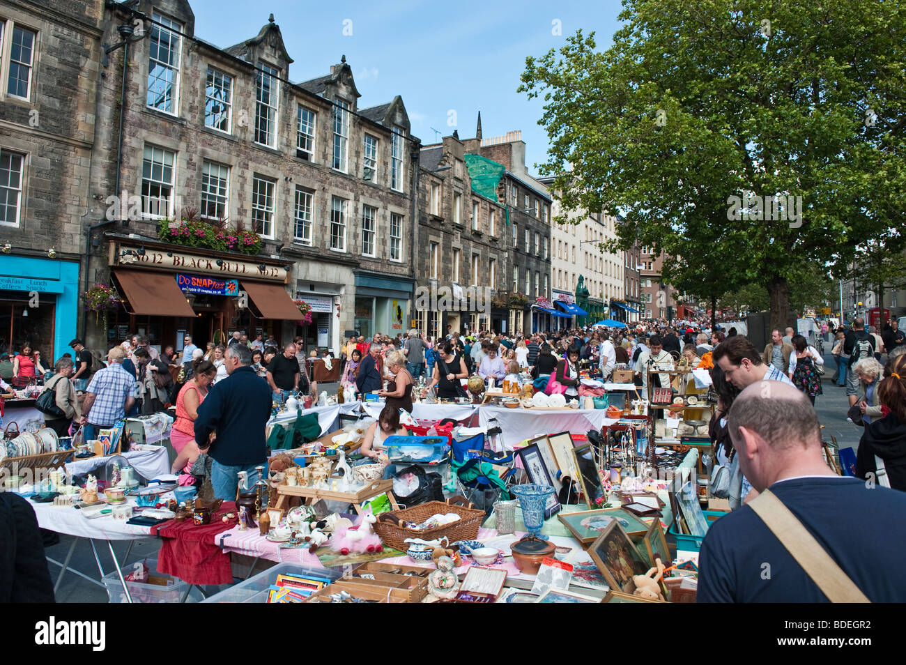 Edinburgh altstadt im sommerh -Fotos und -Bildmaterial in hoher ...
