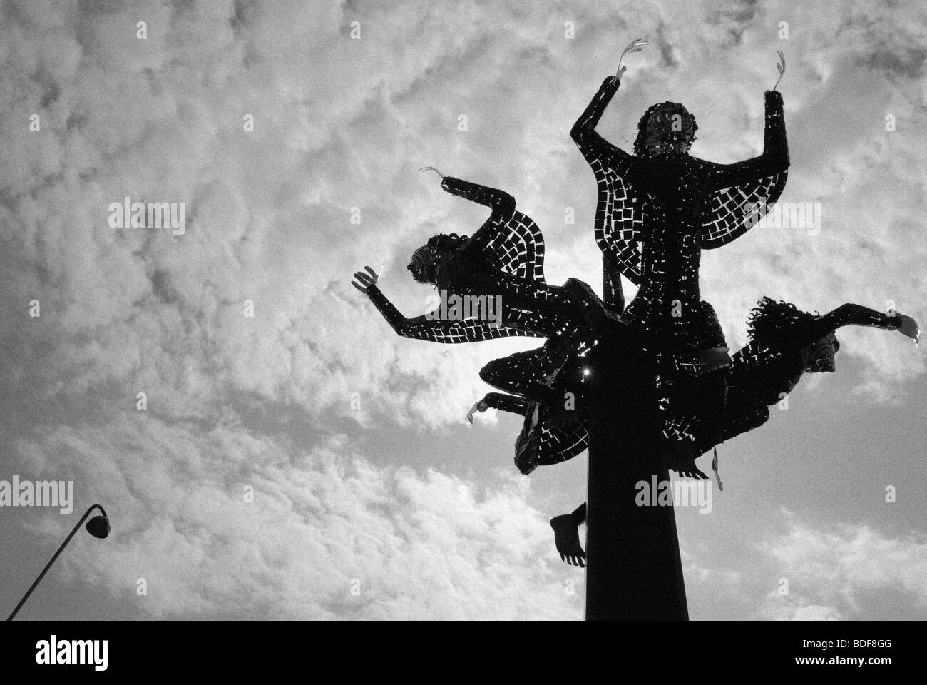 4 winde symbol -Fotos und -Bildmaterial in hoher Auflösung – Alamy