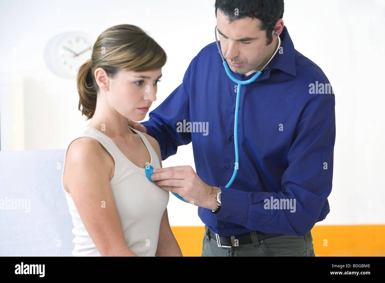 Stethoscope auscultation auscultate -Fotos und -Bildmaterial in hoher ...