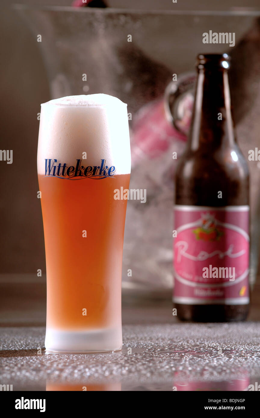 Belgisches bierglas -Fotos und -Bildmaterial in hoher Auflösung - Seite 2 - Alamy