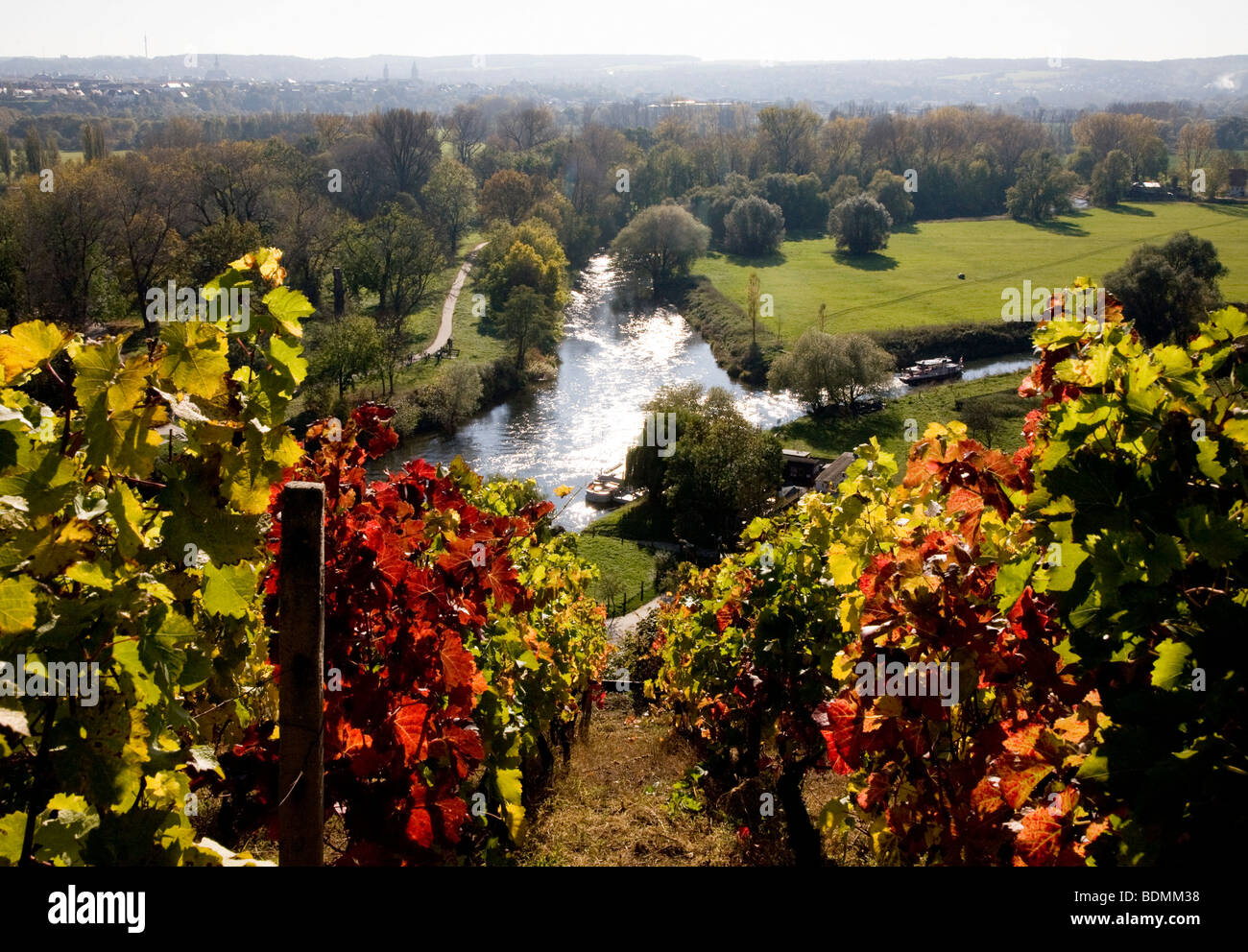 Fluss unstrut -Fotos und -Bildmaterial in hoher Auflösung – Alamy