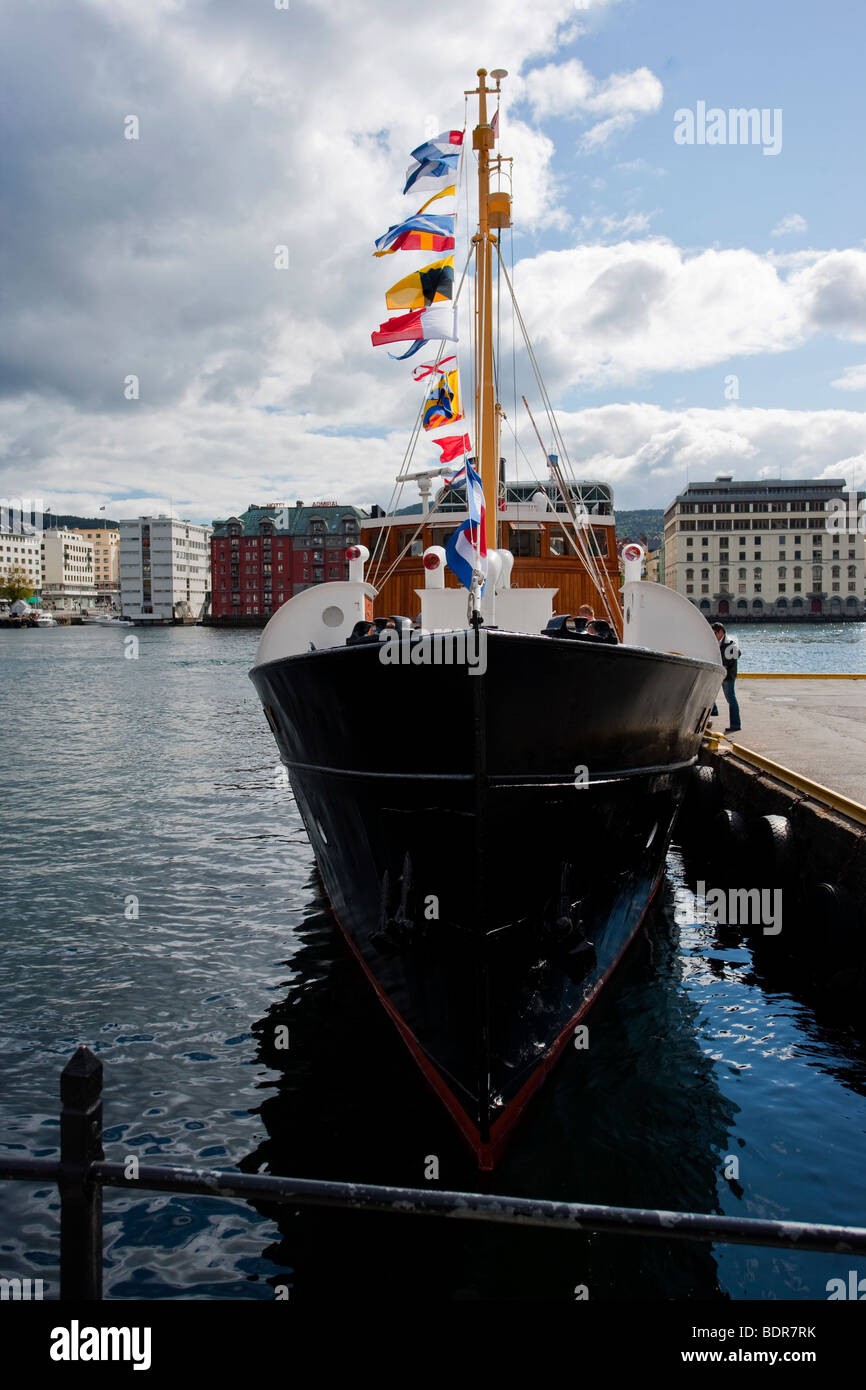 Vintage ship -Fotos und -Bildmaterial in hoher Auflösung – Alamy
