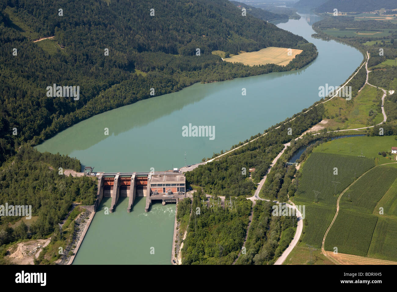 Wasserkraftwerk am Fluss Drau in Galizien, Luftaufnahme, Rosental ...