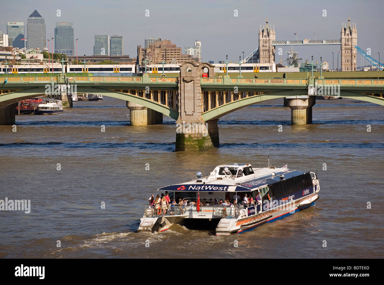 Thames clippers pendlerdienst -Fotos und -Bildmaterial in hoher ...