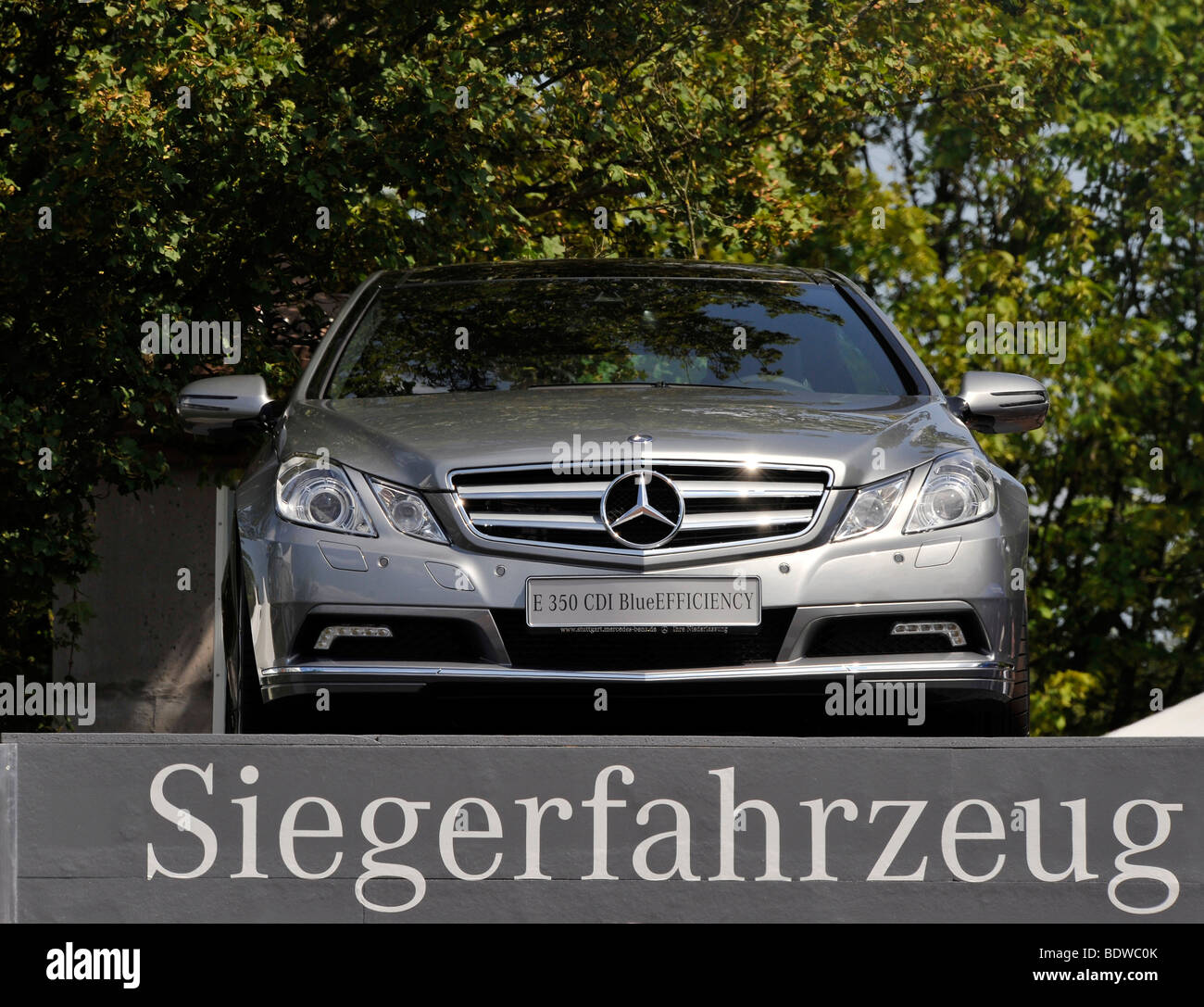 Mercedes e 350 -Fotos und -Bildmaterial in hoher Auflösung – Alamy