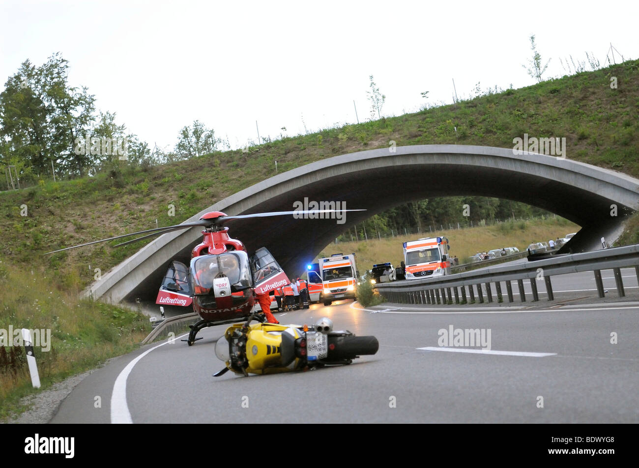 Schwerer motorradunfall -Fotos und -Bildmaterial in hoher Auflösung – Alamy