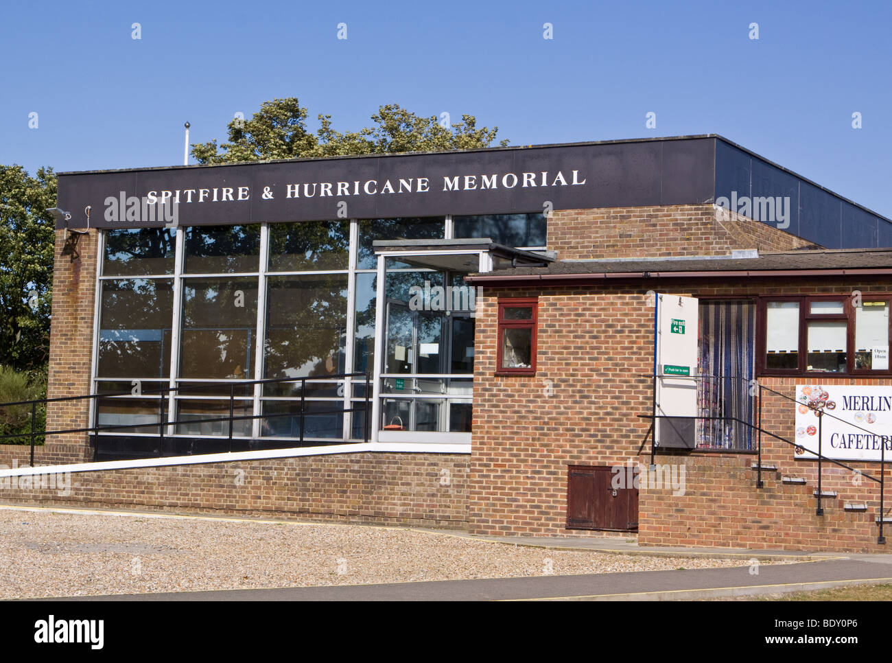 Spitfire und hurricane memorial museum -Fotos und -Bildmaterial in hoher Auflösung – Alamy