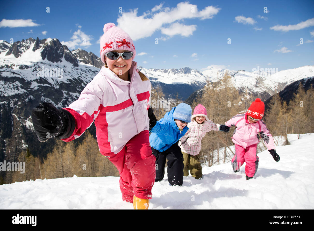 Folgenden vier jahren -Fotos und -Bildmaterial in hoher Auflösung – Alamy